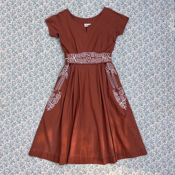 1950s Brown Embroidered Cotton Dress - Gem