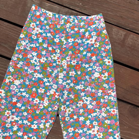 1960s Bright Blue Floral Tapered Cotton Pants - Gem