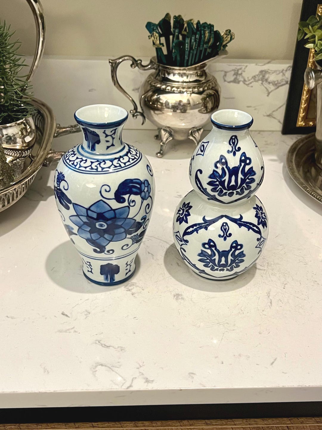 VINTAGE Bombay Company Chinoiserie Blue & White Porcelain Bud Vases ...