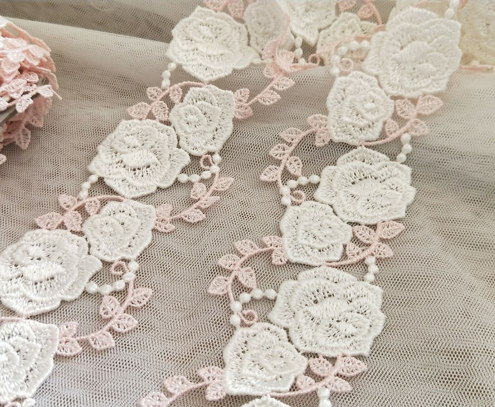 2 Yards 2 Colors Exquisite Venice Lace Trim Scalloped Roses - Etsy