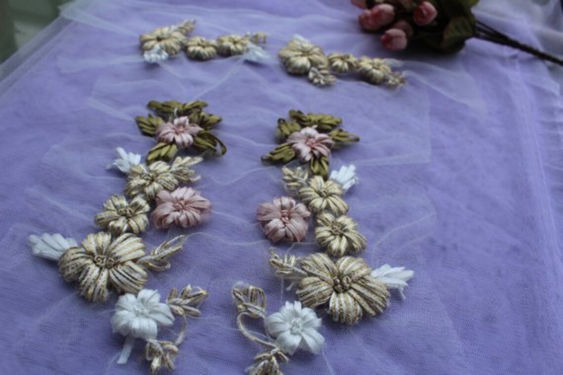 4 Pcs Handmade Embroidery Appliques 3D Ribbon Flowers - Etsy