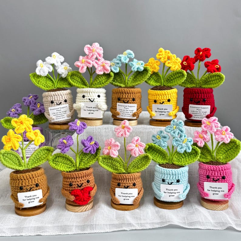 Handmade Crochet Forget Me Not Flowers With Hugging Heart,emotional ...
