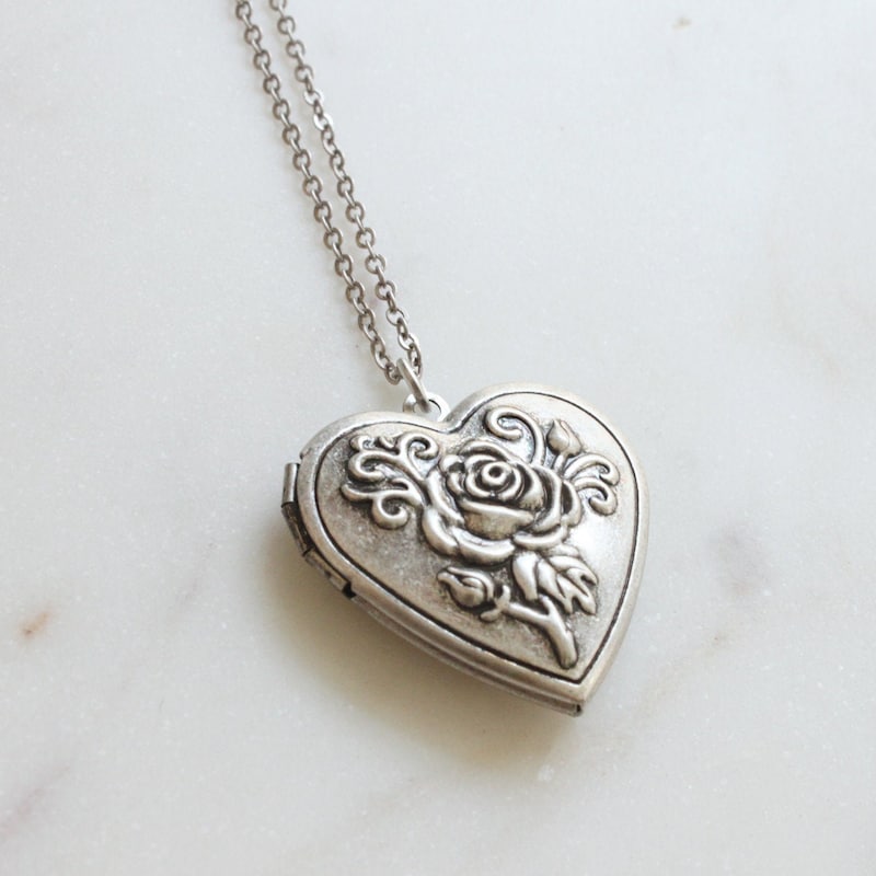 Heart Locket Necklace - Etsy