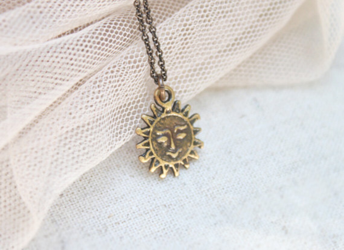 Vintage Style Tiny Sun Face Necklace Simple Sun Face Pendant - Etsy