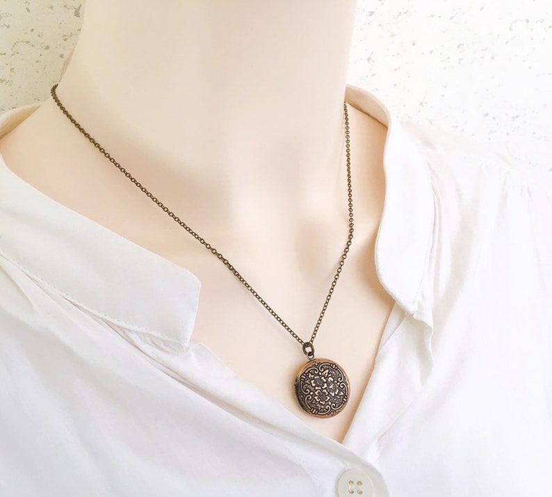 Personalized Vintage Style Round Locket Custom Silver Circle | Etsy