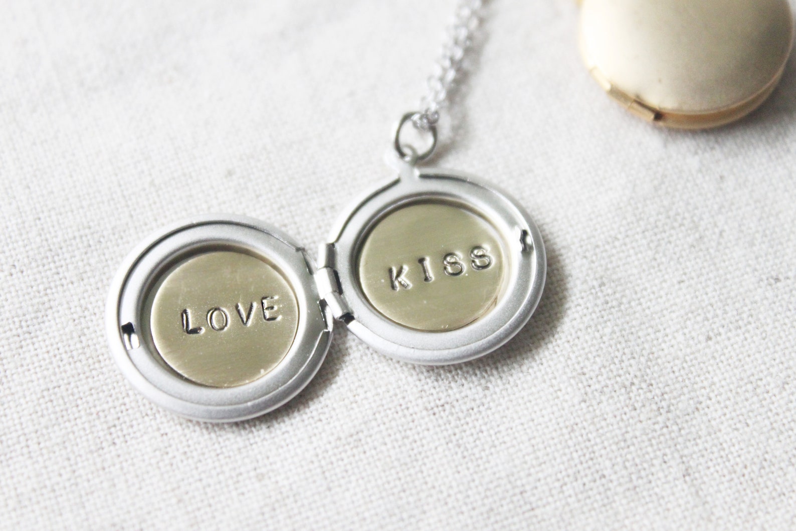Personalized Round Simple Locket Custom Message Disc Locket | Etsy