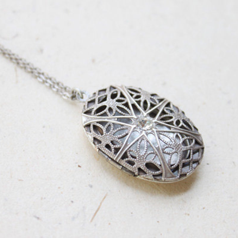 Filigree Locket - Etsy