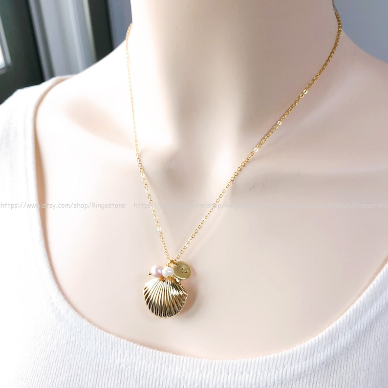 Seashell with pearl gold Locket Gold Initial Shell Locket | Etsy