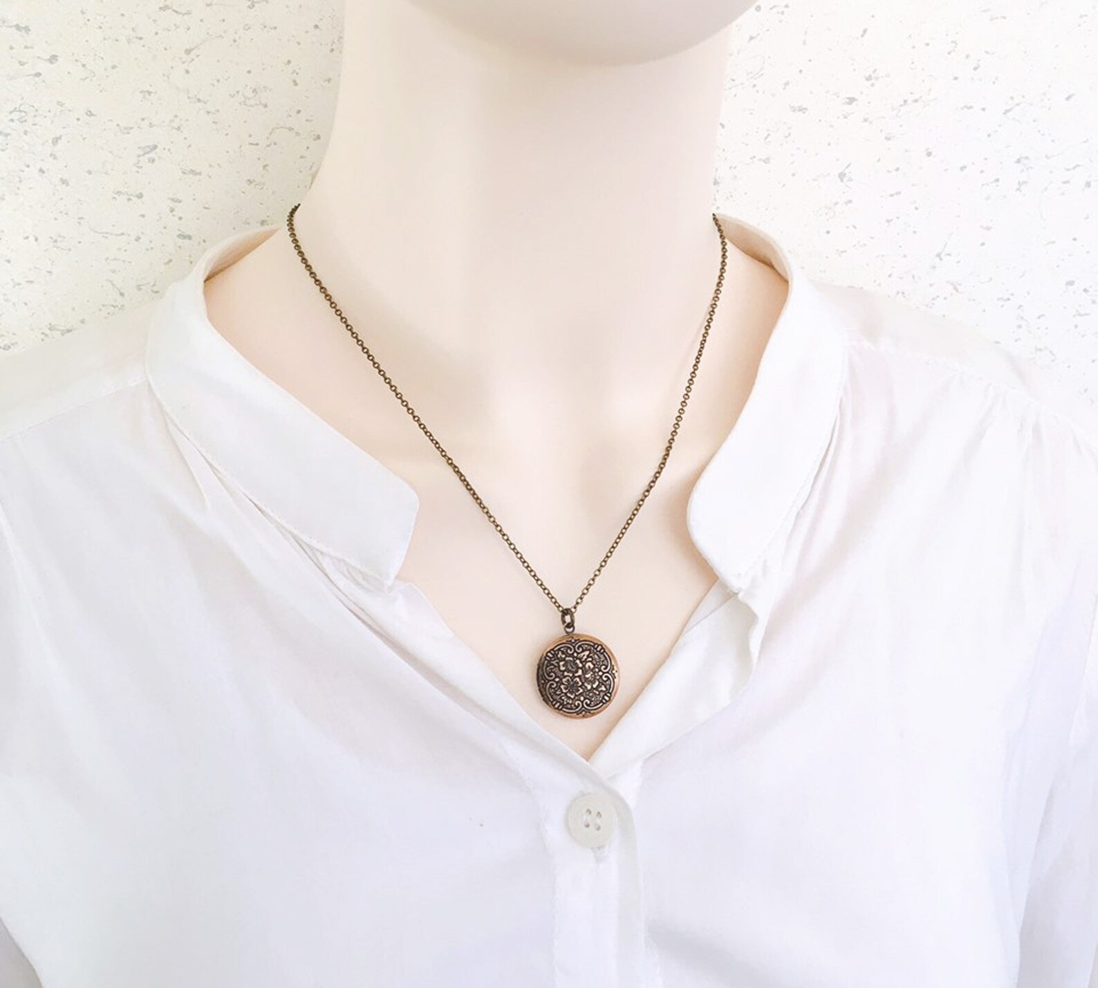 Personalized Vintage Style Round Locket Custom Silver Circle | Etsy