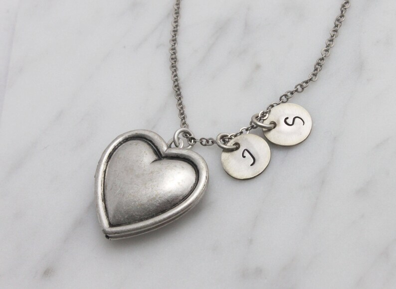 Personalized Vintage style Simple Heart Locket Customized | Etsy