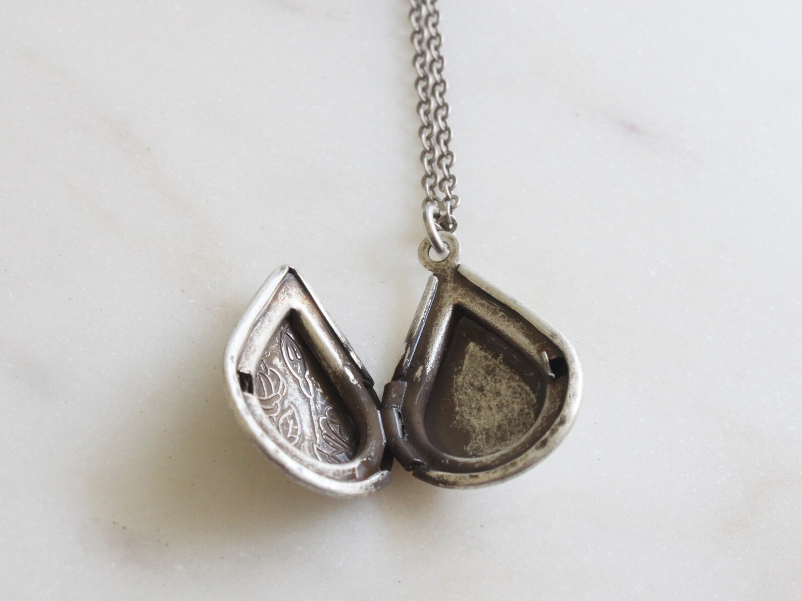 Vintage Style Rose Water Drop Locket Tear Drop Locket Gift | Etsy