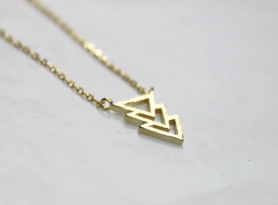 Three Triangle Arrow Necklace Triple Triangle Pendant - Etsy