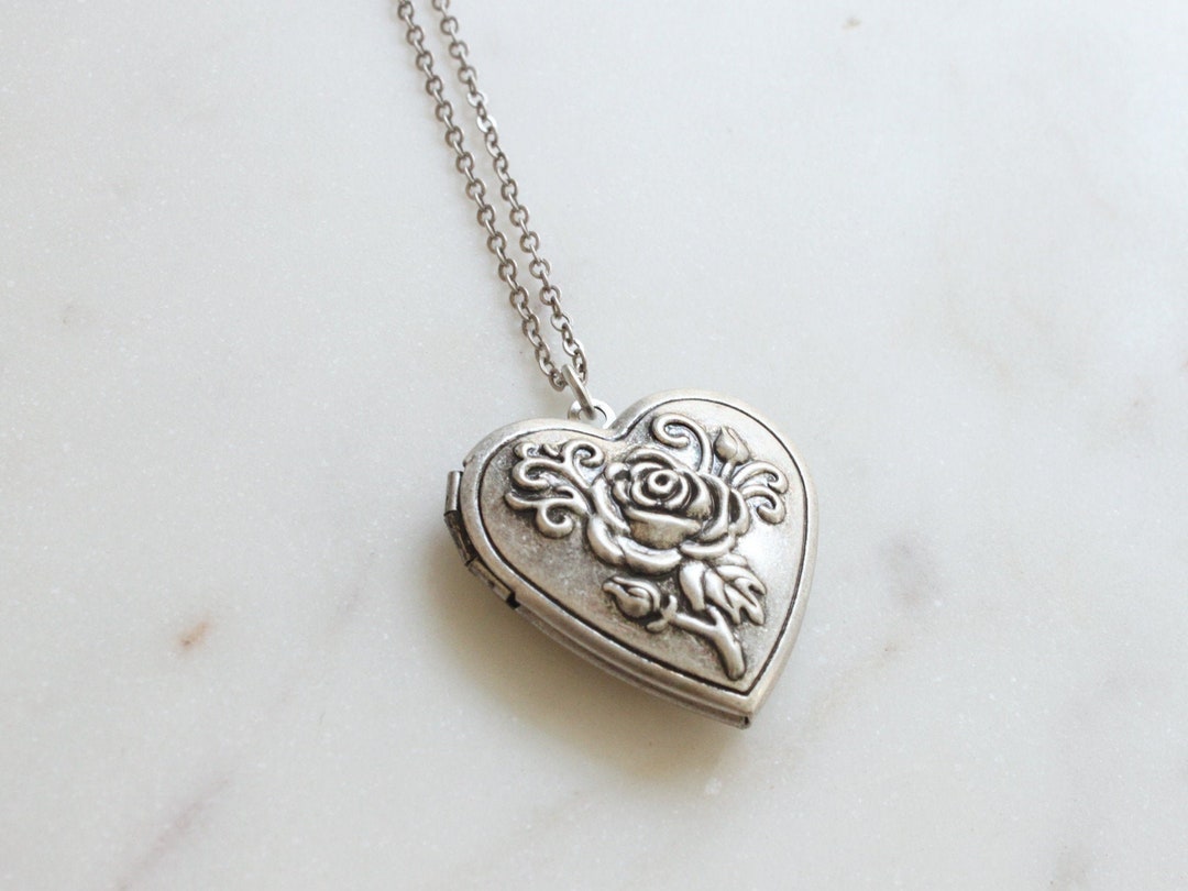 Vintage Style Rose Heart Locket Necklace, Personalized Initial Coin ...