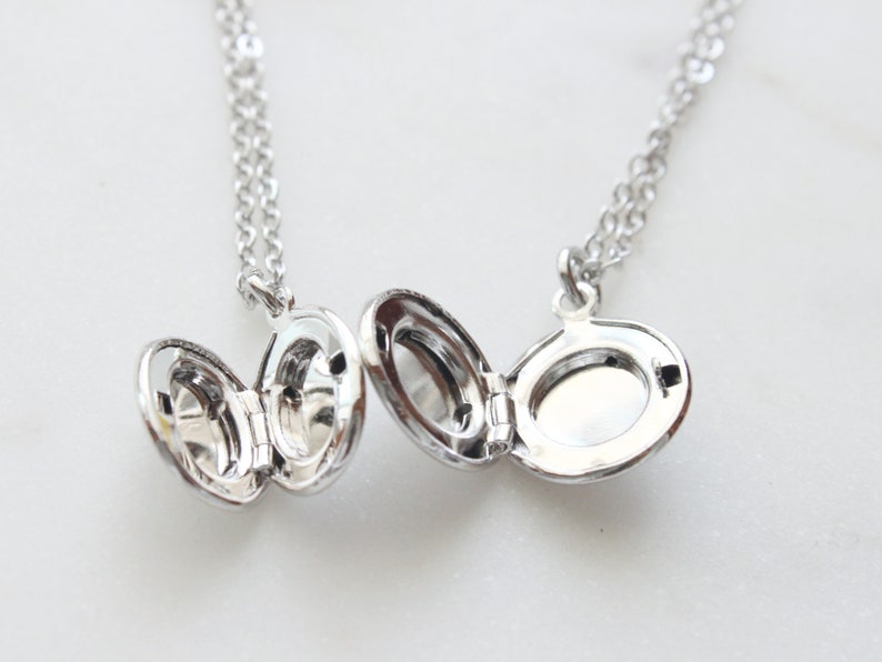 Personalized Mini Round Locket Custom Tiny Circle Locket - Etsy