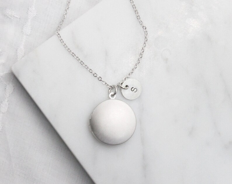 Personalized Round Silver Locket Custom Silver Circle Locket - Etsy