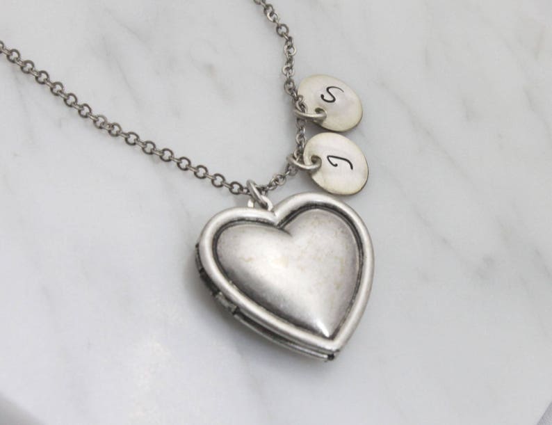Personalized Vintage style Simple Heart Locket Customized | Etsy