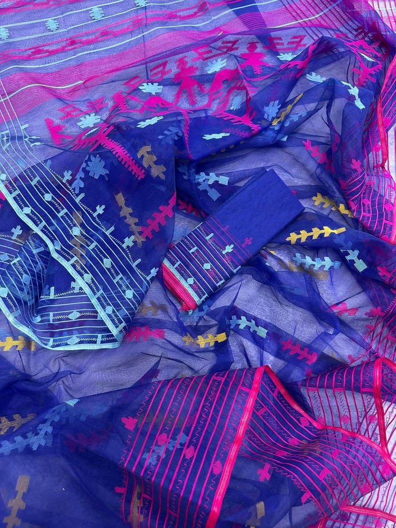 Handloom Dhakai Jamdani: 84 Count Navy Blue Saree - Etsy