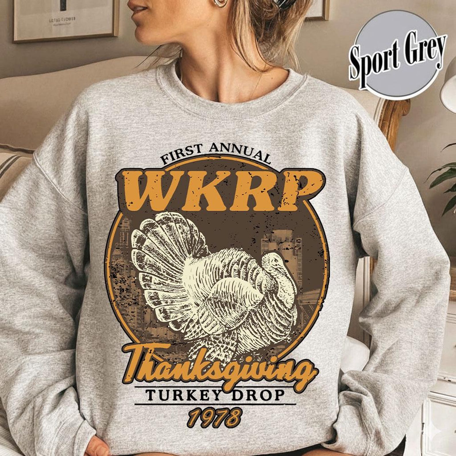 First Annual WKRP Thanksgiving Day Turkey Drop Les Nessman PNG, Funny ...