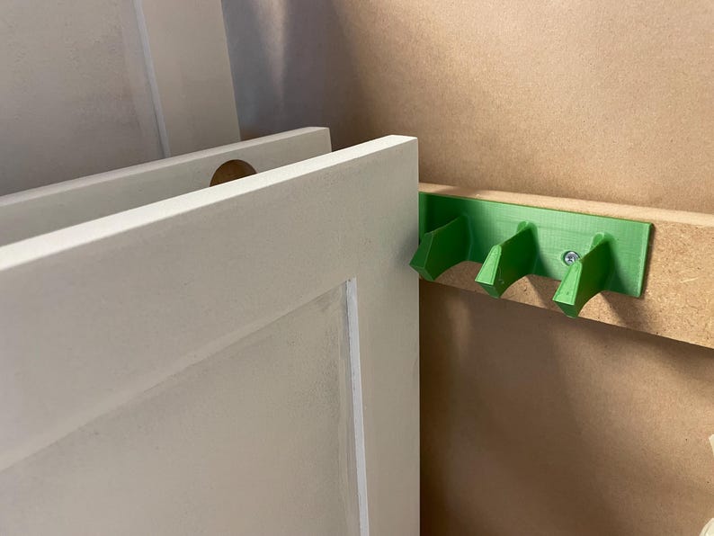 Cabinet Door Drying Rack - 3D Printed Wall Mount for Horizontal ...