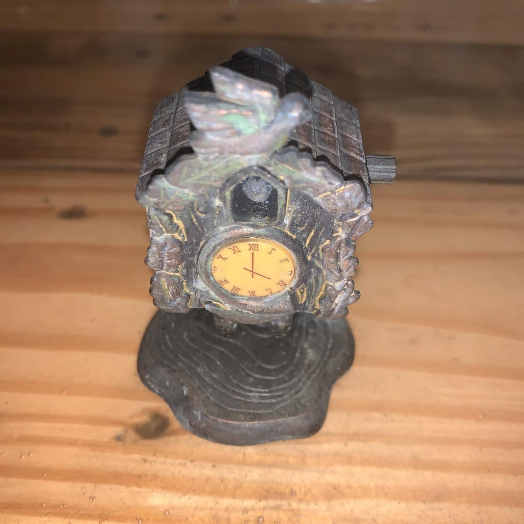 Durham Die Cast Metal Cuckoo Clock Dollhouse: 1977 Hong Kong Miniature ...