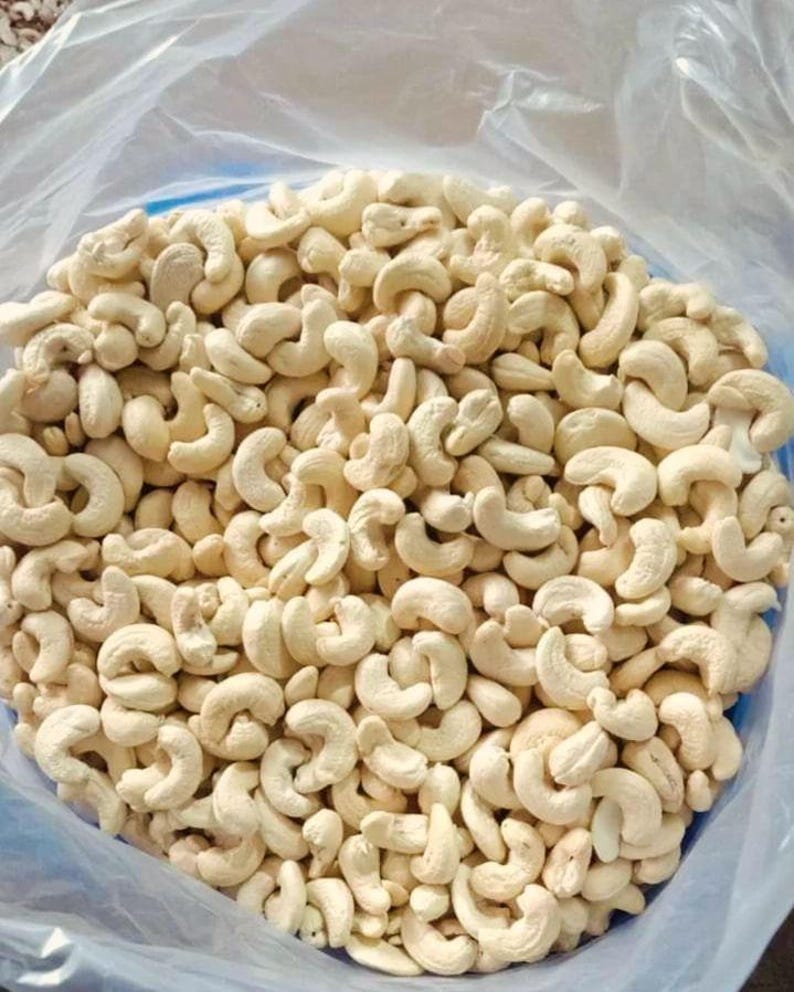Raw Cashew Nuts: Natural, Unsalted Vegan Snack - Etsy