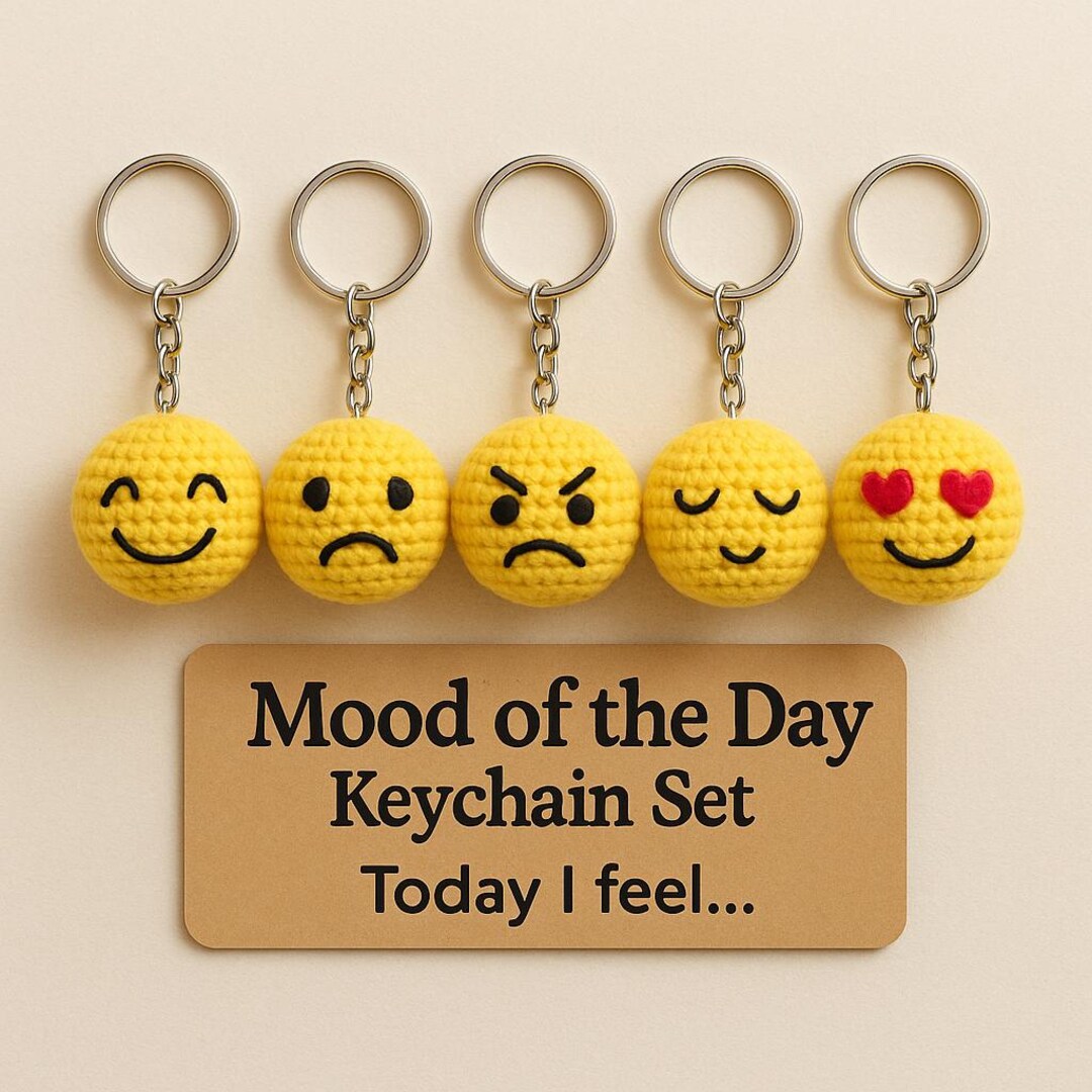 Mood of the Day Crochet Keychain Set – 5 Emotions – Handmade Amigurumi ...