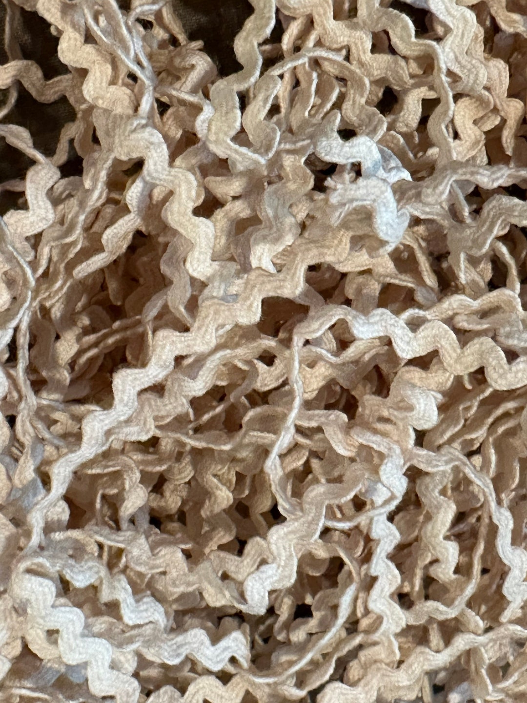 Mad Hatters Tea Towel 1/4 3 Yards Rick Rack by From the Cauldron Dames ...