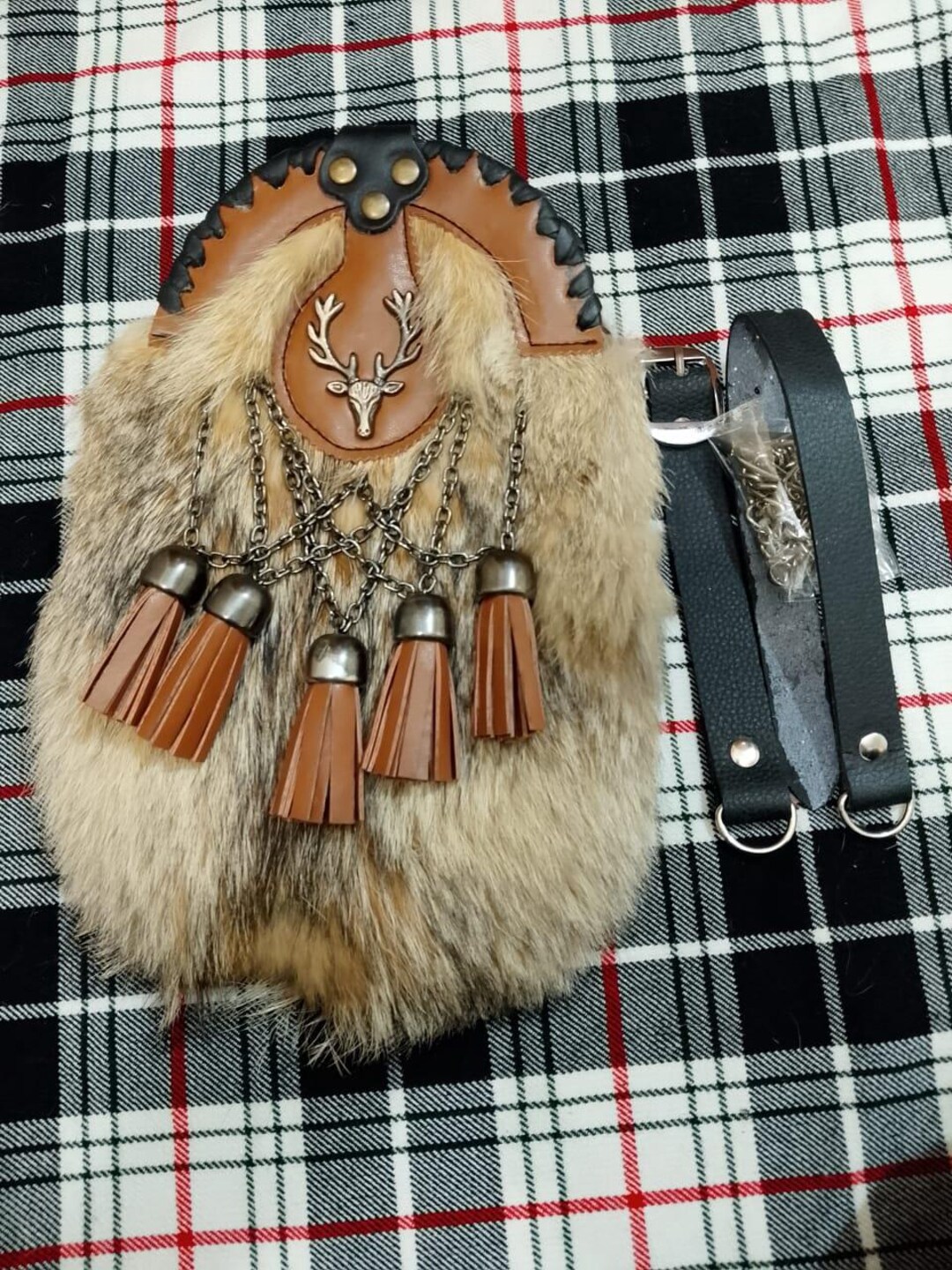 Handmade Fox Fur Sporran With Leather Stag Emblem & Five Tassels - Etsy