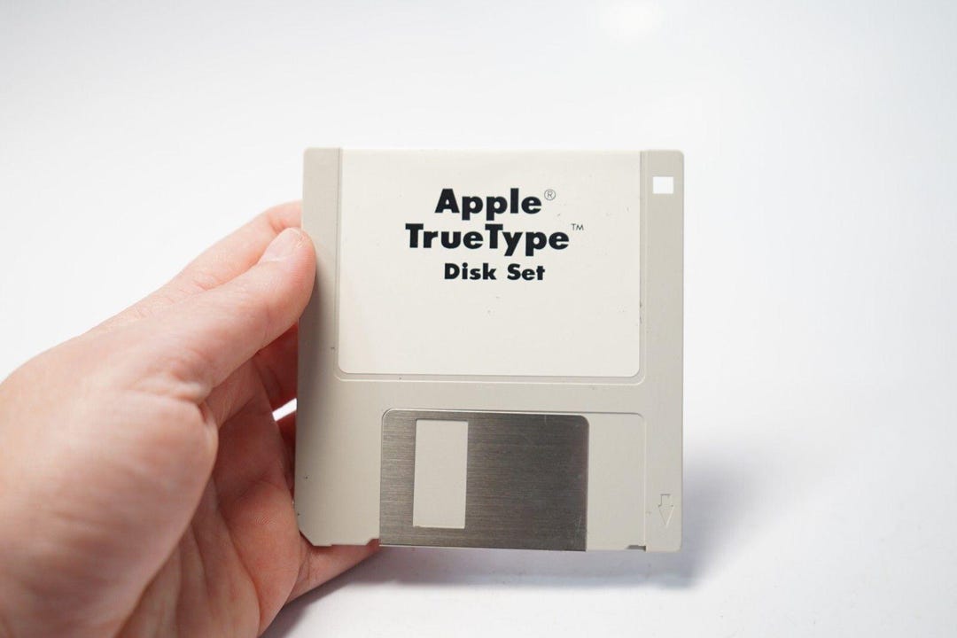 Vintage 1990 Apple Truetype Disk Set Software Apple Macintosh Mac ...
