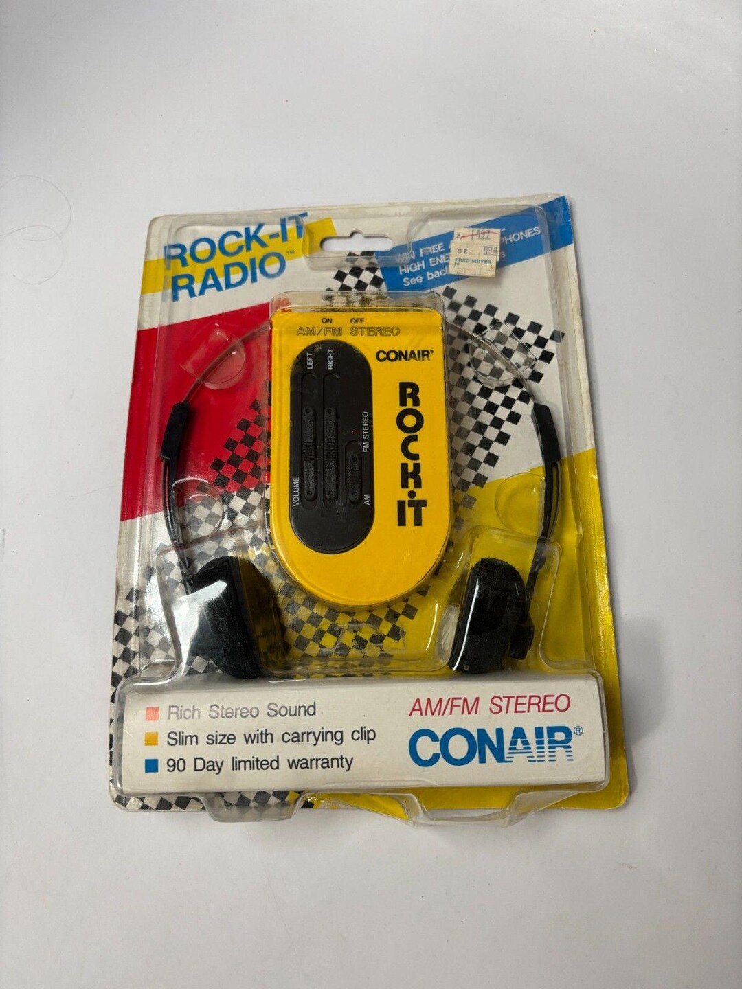Rare New Vintage Yellow Conair Am/fm Stereo Walkman Player Rock It in ...