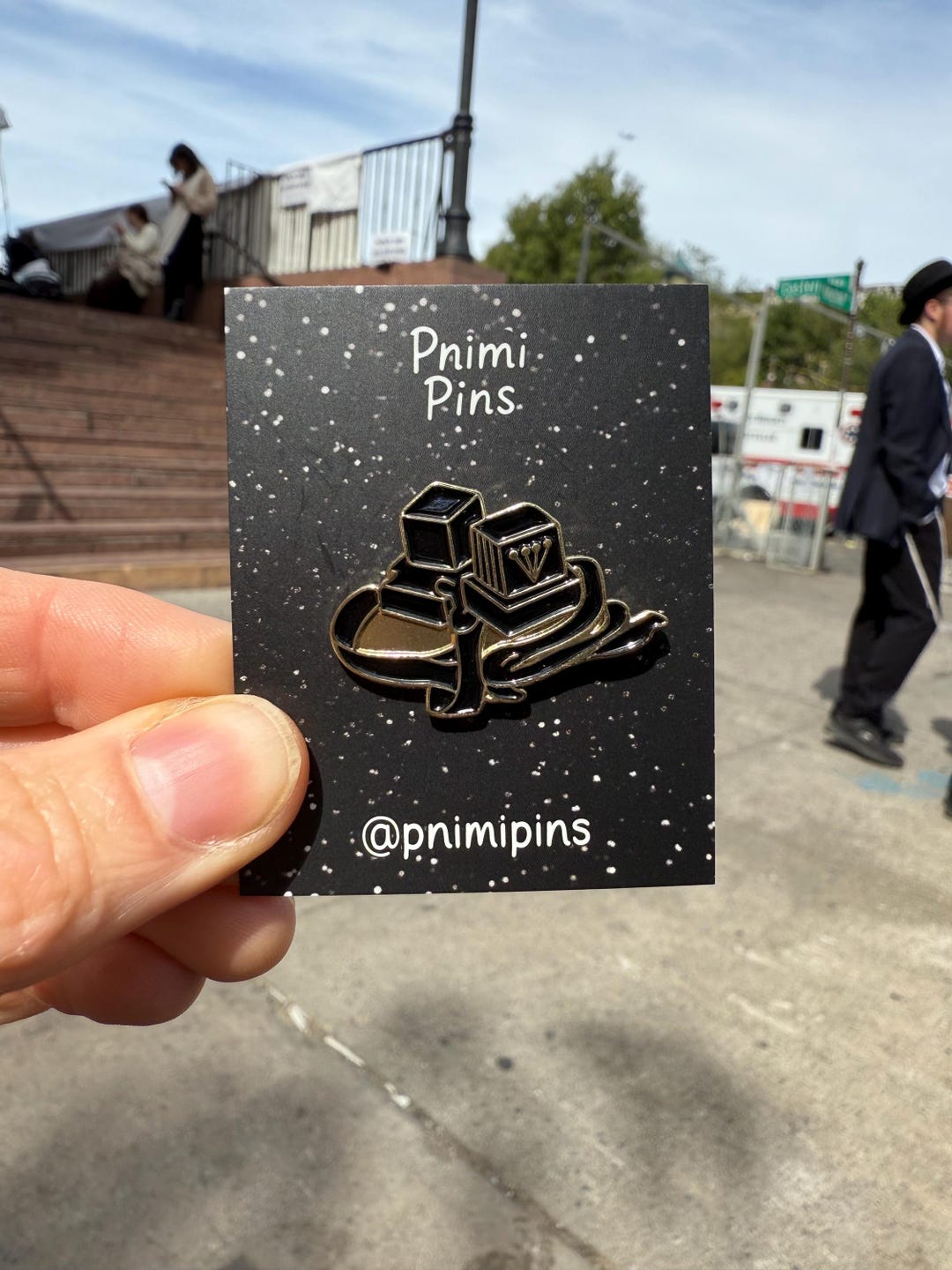 Tefillin Enamel Pin – by Pnimi Pins - Etsy