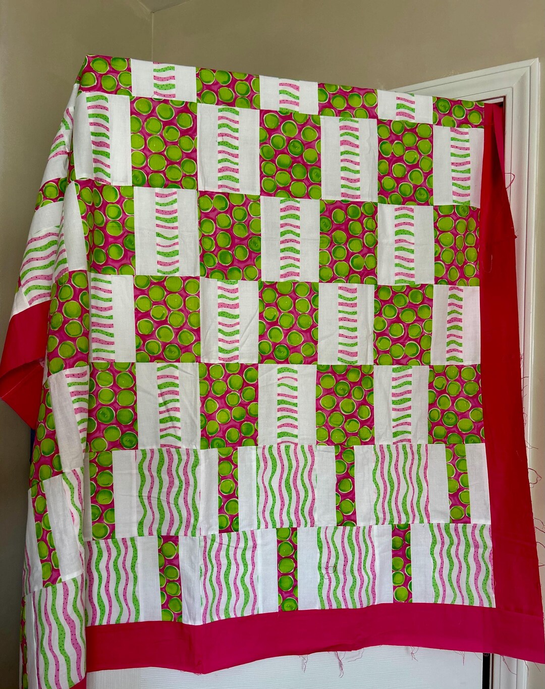 Made to Order Pink and Green Mod Pop Quilt / 4 Sizes - Etsy