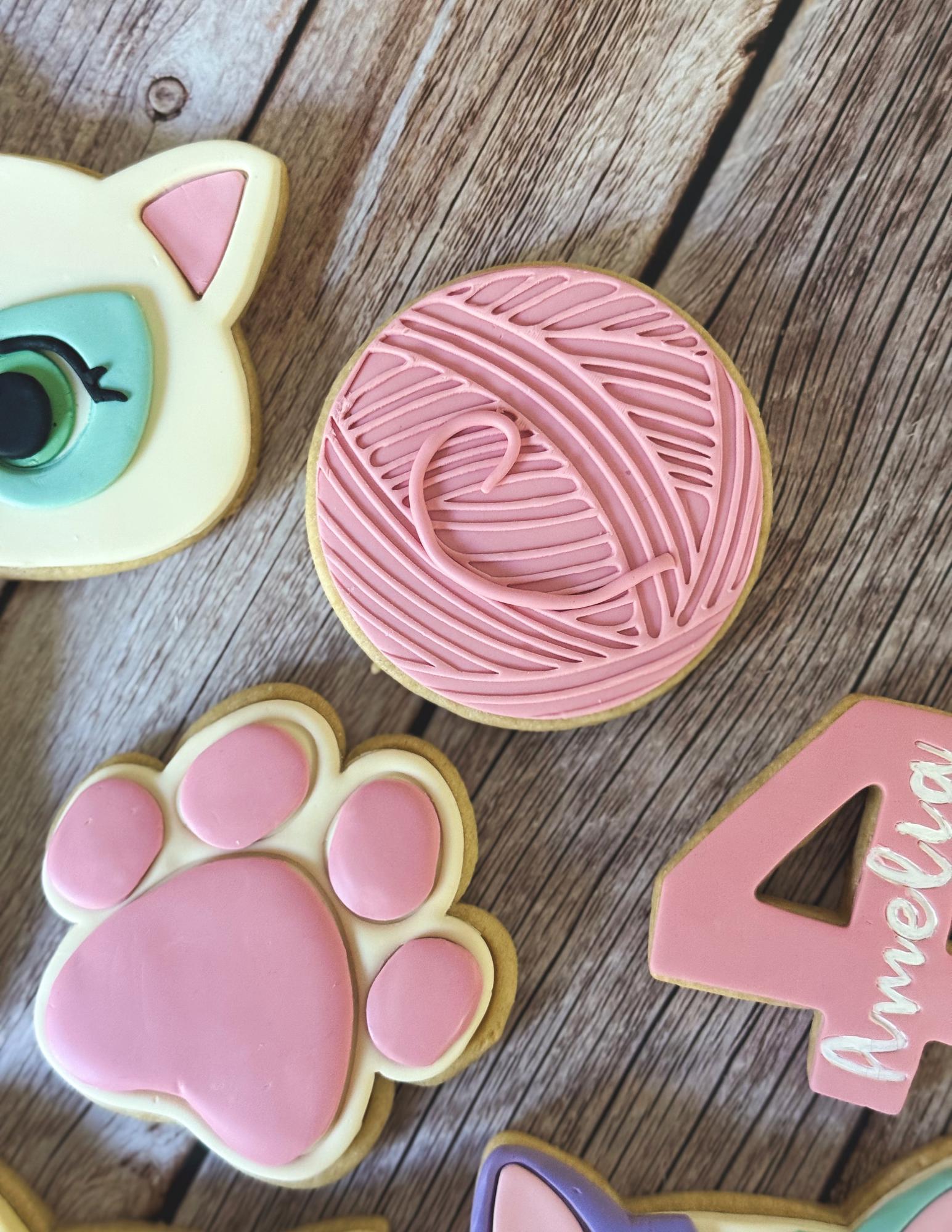 Yarn Ball Cookie Embosser: Knitting & Crochet Fondant Stamp - Etsy