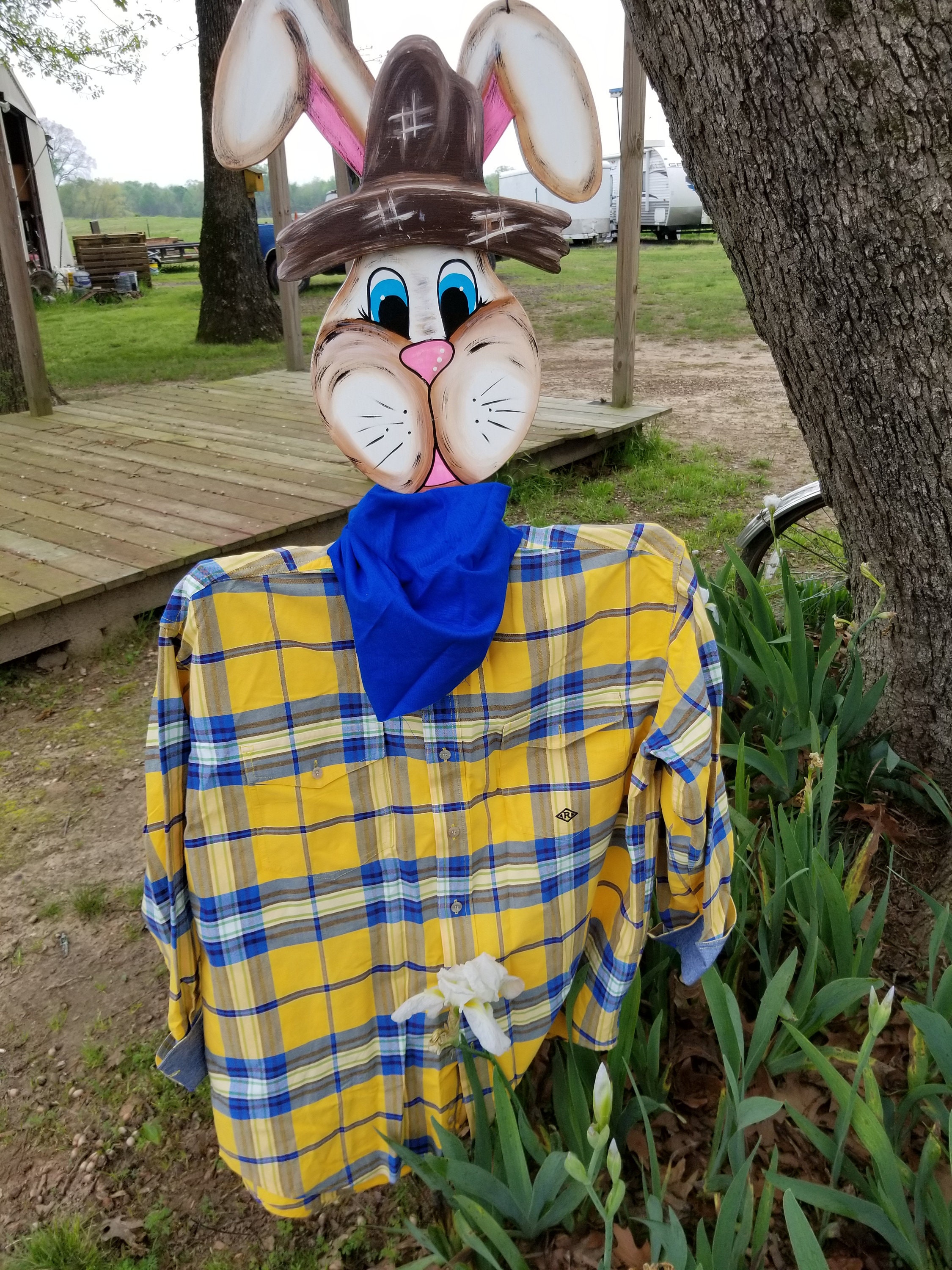 Garden Bunny or Scarecrow Decorations Farmhouse Garden | Etsy UK
