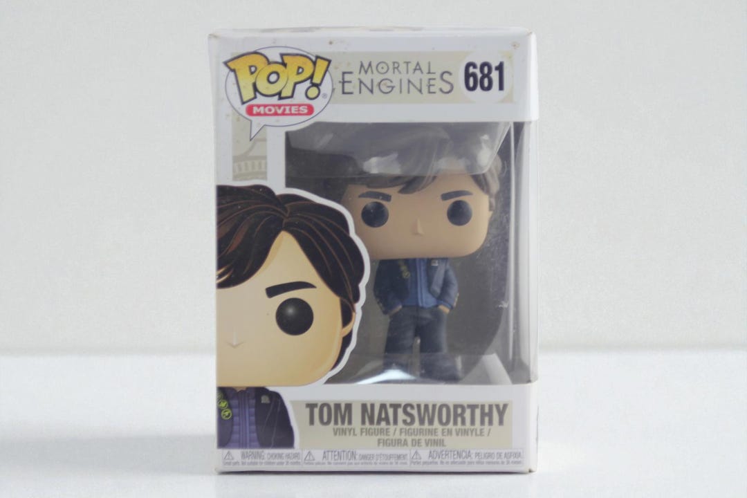 Funko Pop! Movies Mortal Engines Tom Natsworthy #681 - Etsy