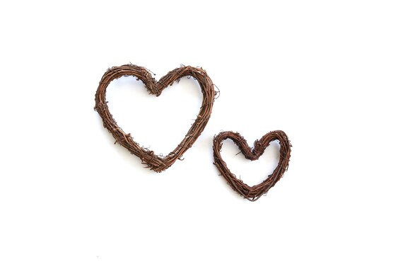 Small or Medium Grapevine Hearts / twig hearts . grapevine | Etsy