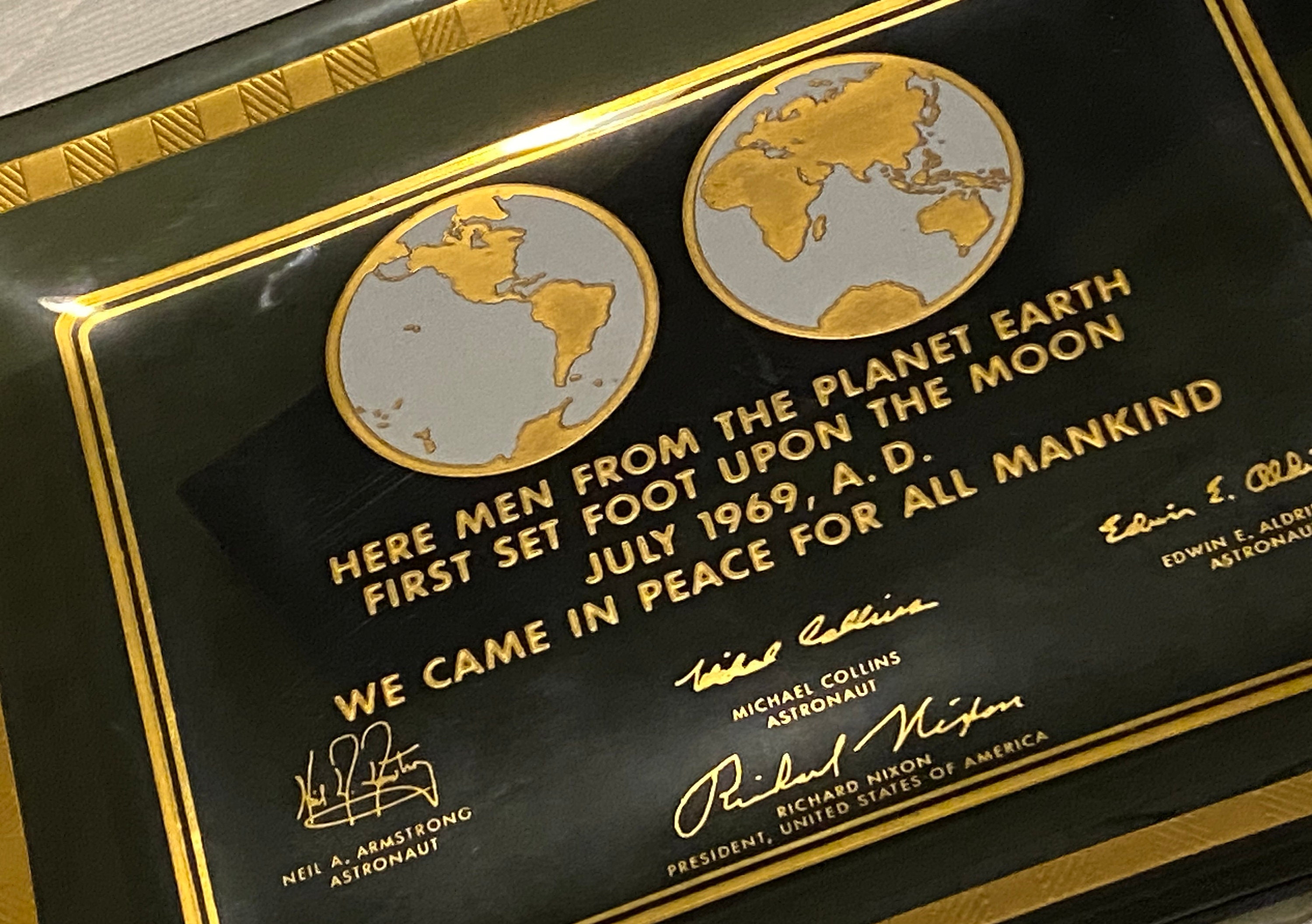 Apollo 11 Plaque Moon Replica - Etsy