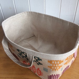 Welsh Blanket Print Oilcloth Storage Basket (shallow) Multicolour ...