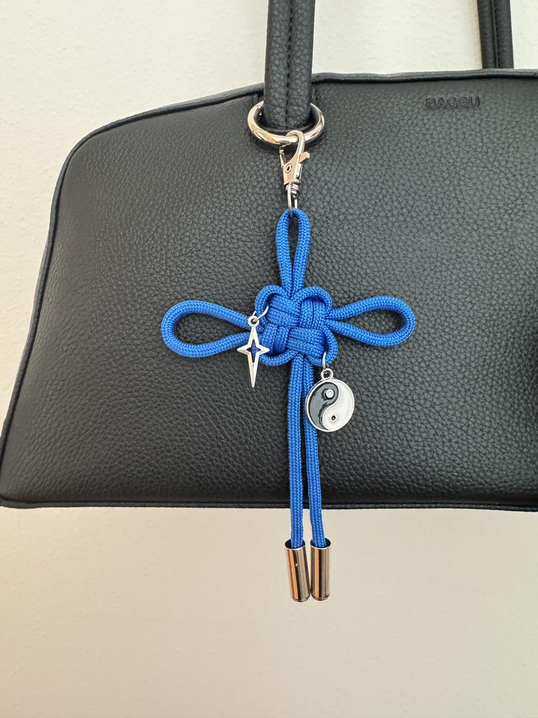 Kpop Lucky Knot Keychain | Stray Kids Inspired | Small Size - Etsy