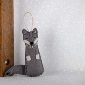 PDF Felt Ornament Pattern, Wolf Pattern, Hand Sewing, Felt Craft, DIY ...
