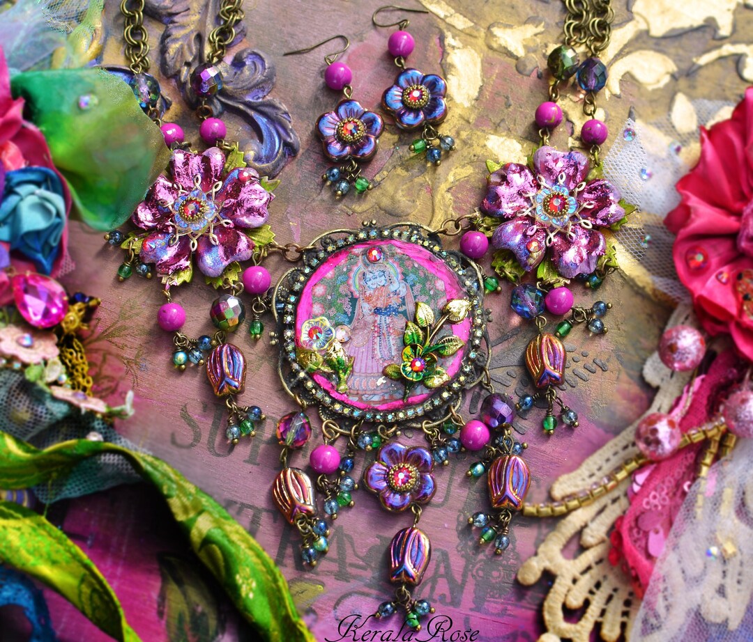 Metallic Fuchsia Pink Krishna and Radha Statement Necklace, Ornate ...