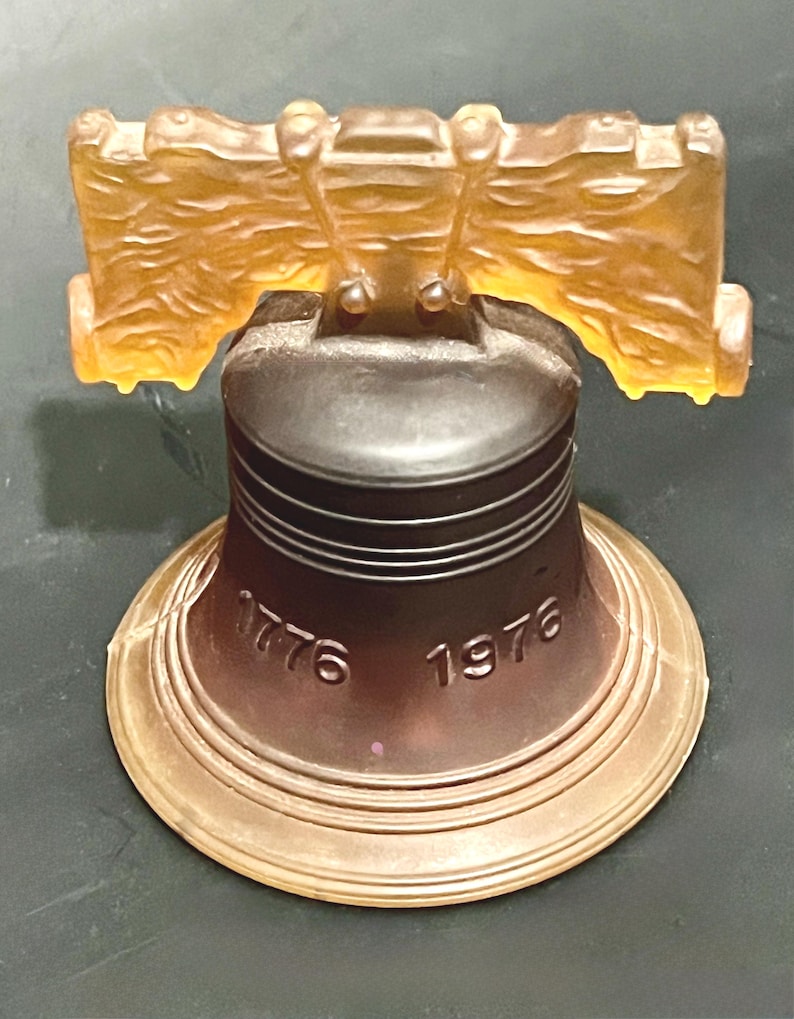 Vintage Mosser Amber Glass Liberty Bell – 1976 Bicentennial Paperweight ...