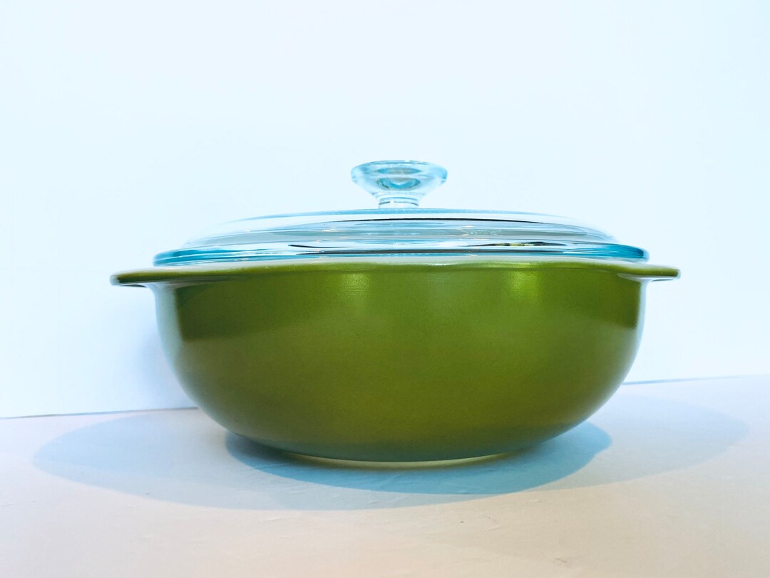 Vintage Green Pyrex Bowl With Lid and Serving Basket, Pyrex, Pyrex ...