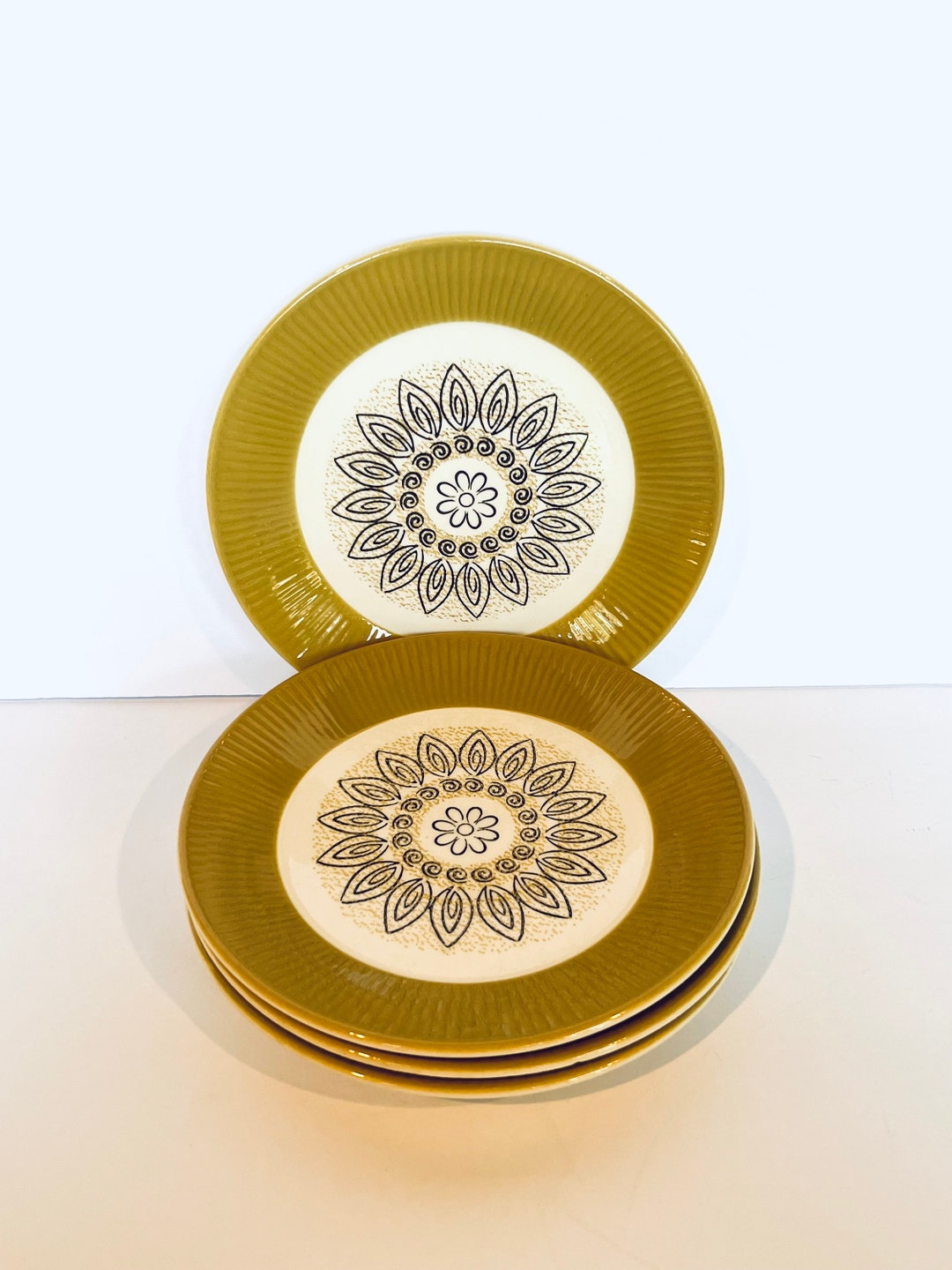 1970s Floral Dinnerware Set: Mustard Yellow Plates and Bowls - Etsy
