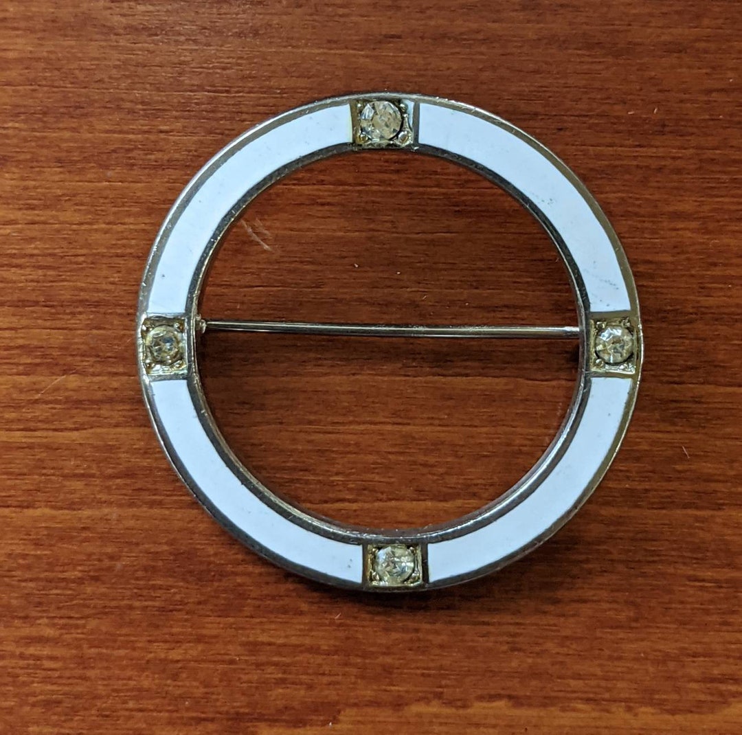 Vintage Brooch Pin Round White Enamel Clear Rhinestones Circle - Etsy