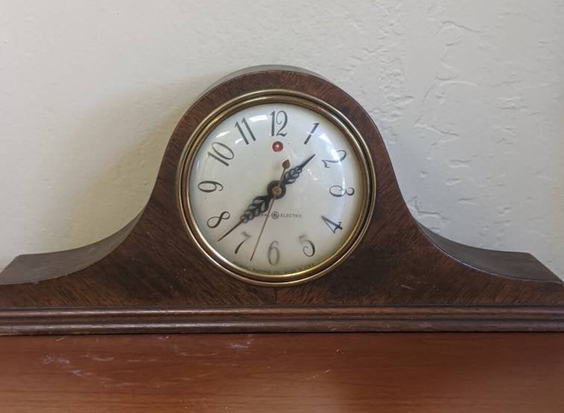Vintage GE Mantle Clock Wood Works General Electric 1940's | Etsy