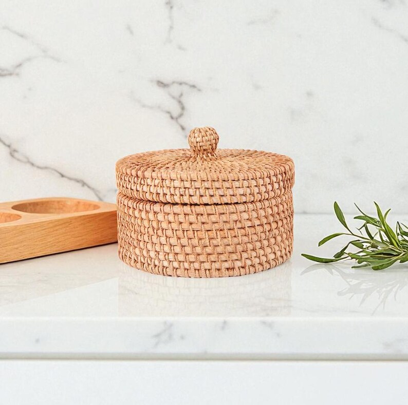 Handcrafted Chapati Box – Wooden Design With Rattan Wood Lid, Hotpot ...