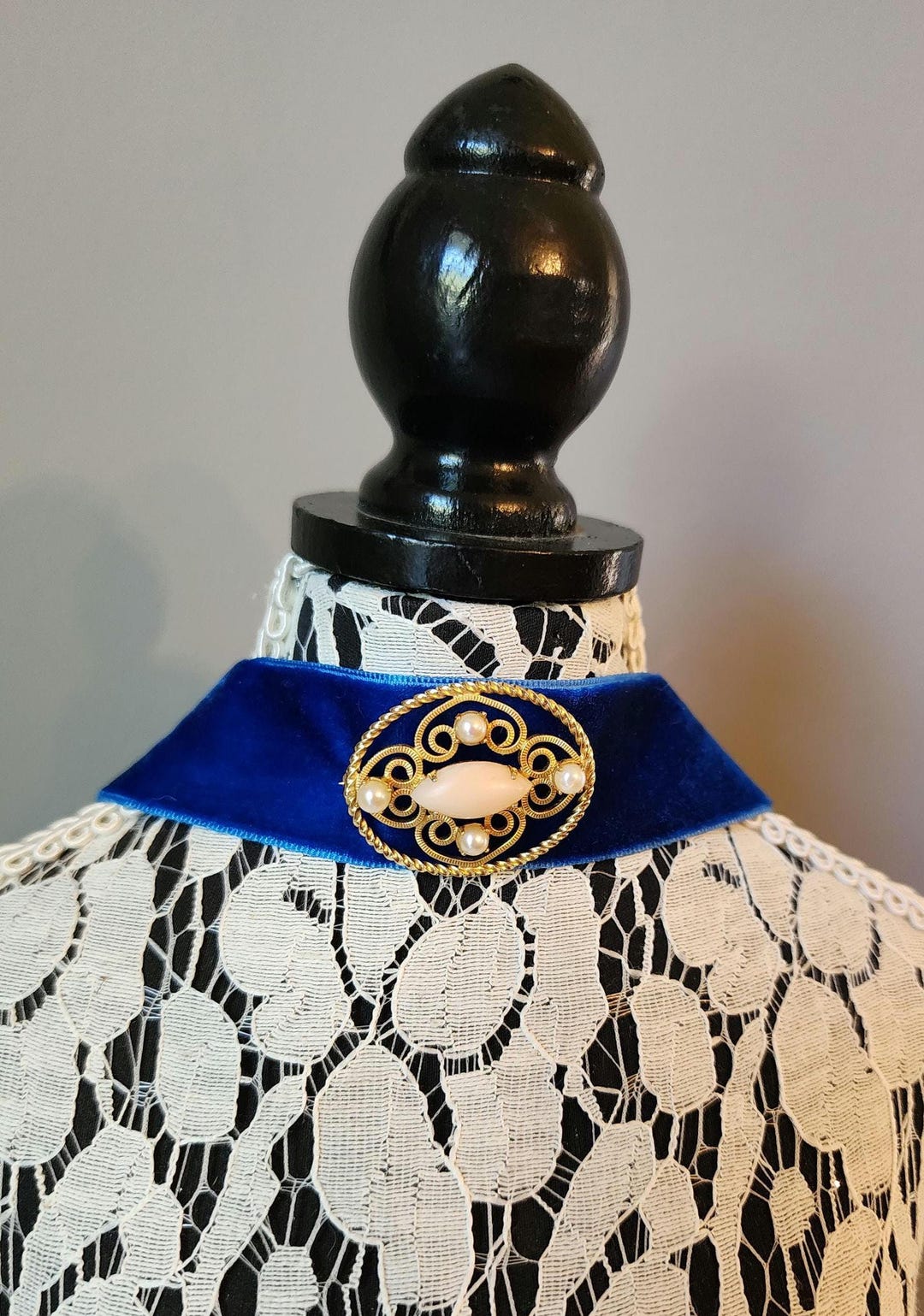 Vintage Royal Blue Velvet Brooch Choker Necklace | Handmade Antique ...
