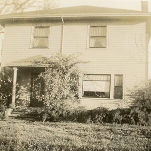 Vintage Photo - "where Father Was Raised" - Cozy Cute Little House ...