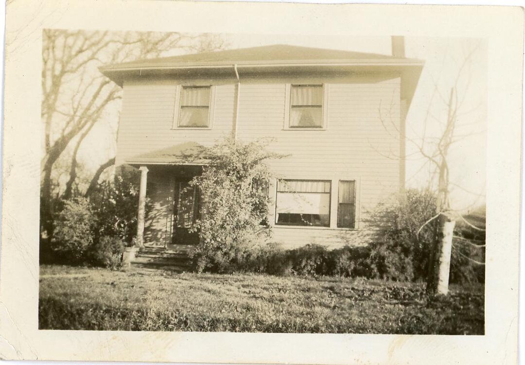 Vintage Photo - "where Father Was Raised" - Cozy Cute Little House ...